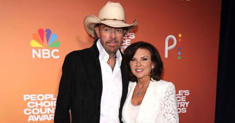 Who is Toby Keith's wife? Country star updates fans on health battle ...