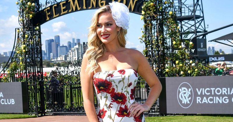 Paige Spiranac embraces TikTok trend and posts 'gorgeous' AI-generated ...