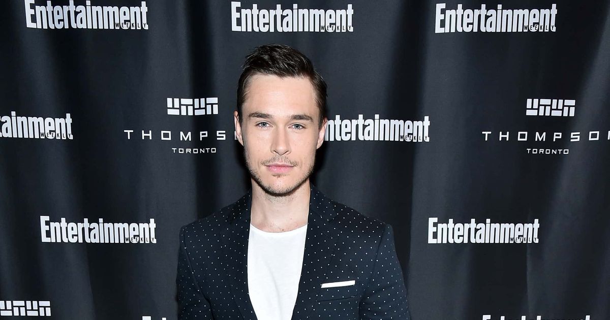 Who is Sam Underwood's wife? 'Fear the Walking Dead’ star arrested for ...
