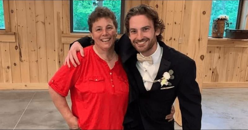 Who is Kari Johnson? Adam Johnson's aunt who watched his game live ...