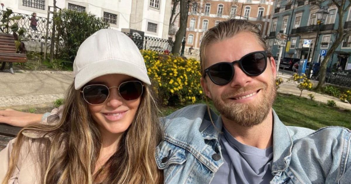 Who is Luke Mitchell's wife? Aussie star set to play Dr Mitch Ripley in ...