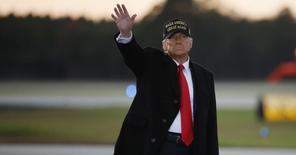 Ex-Butler Reveals Why Donald and Barron Avoid Jeans and the Last Time ...